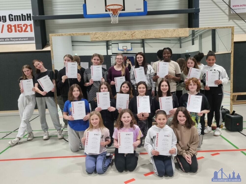 Tanzgruppe des TSC Royal Völklingen erneut erfolgreich : Völklingen im ... Tanzgruppe des TSC Royal Völklingen erneut erfolgreich : Völklingen im ...
